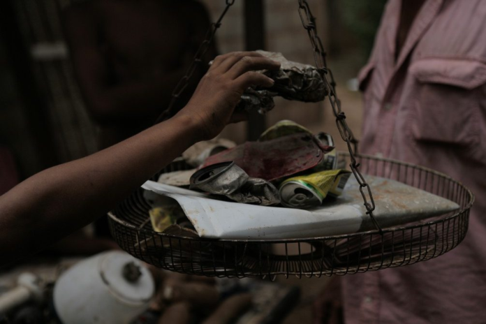 Qué es la explotación infantil y cómo denunciarla - Comunicación Continua